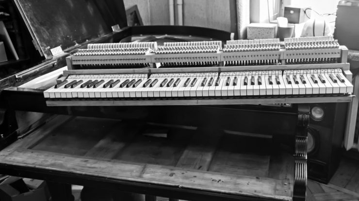 TV Guide - Discovery UK