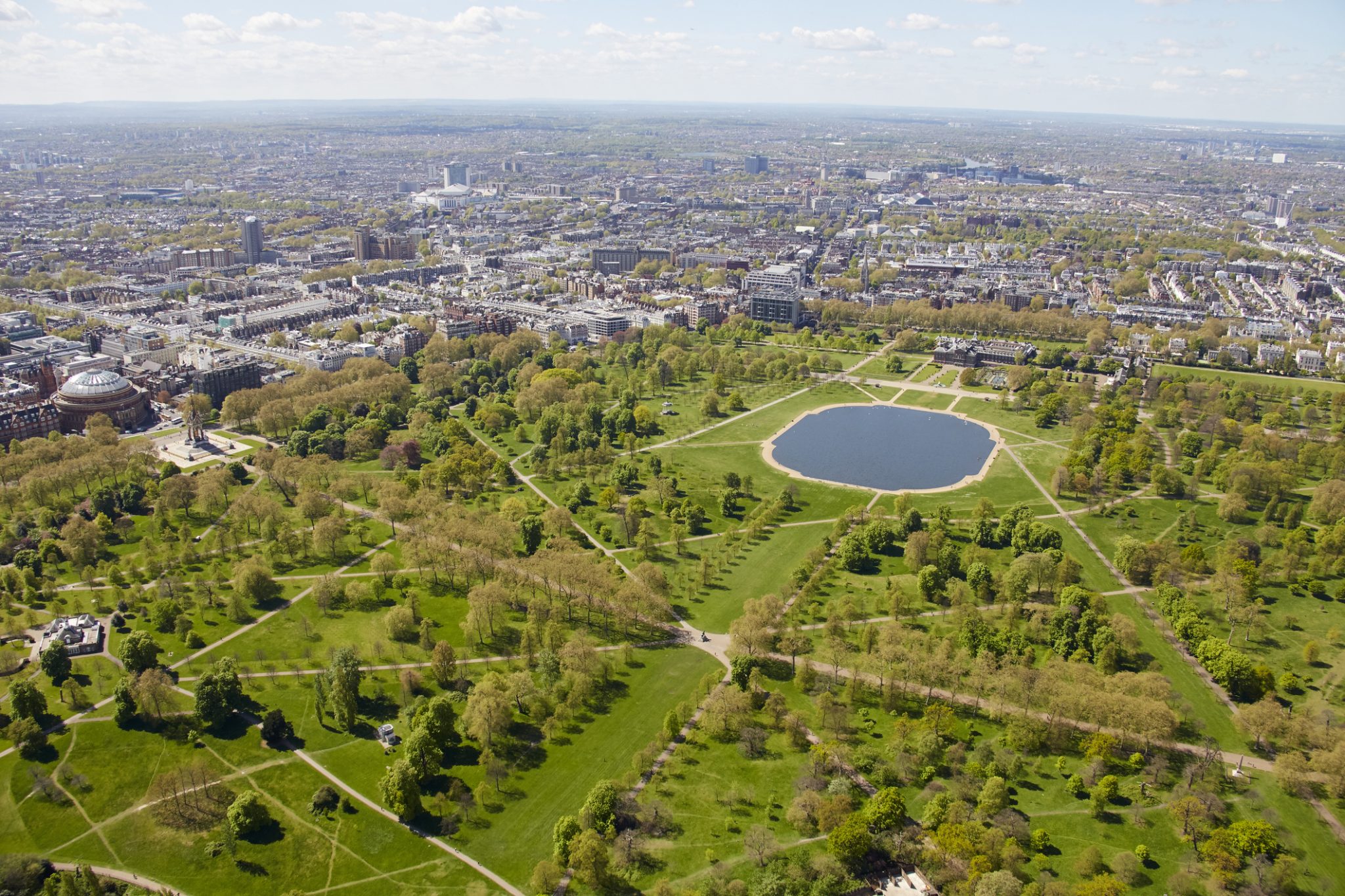 Green in the City: Discovering the Biggest Park in London - Discovery UK
