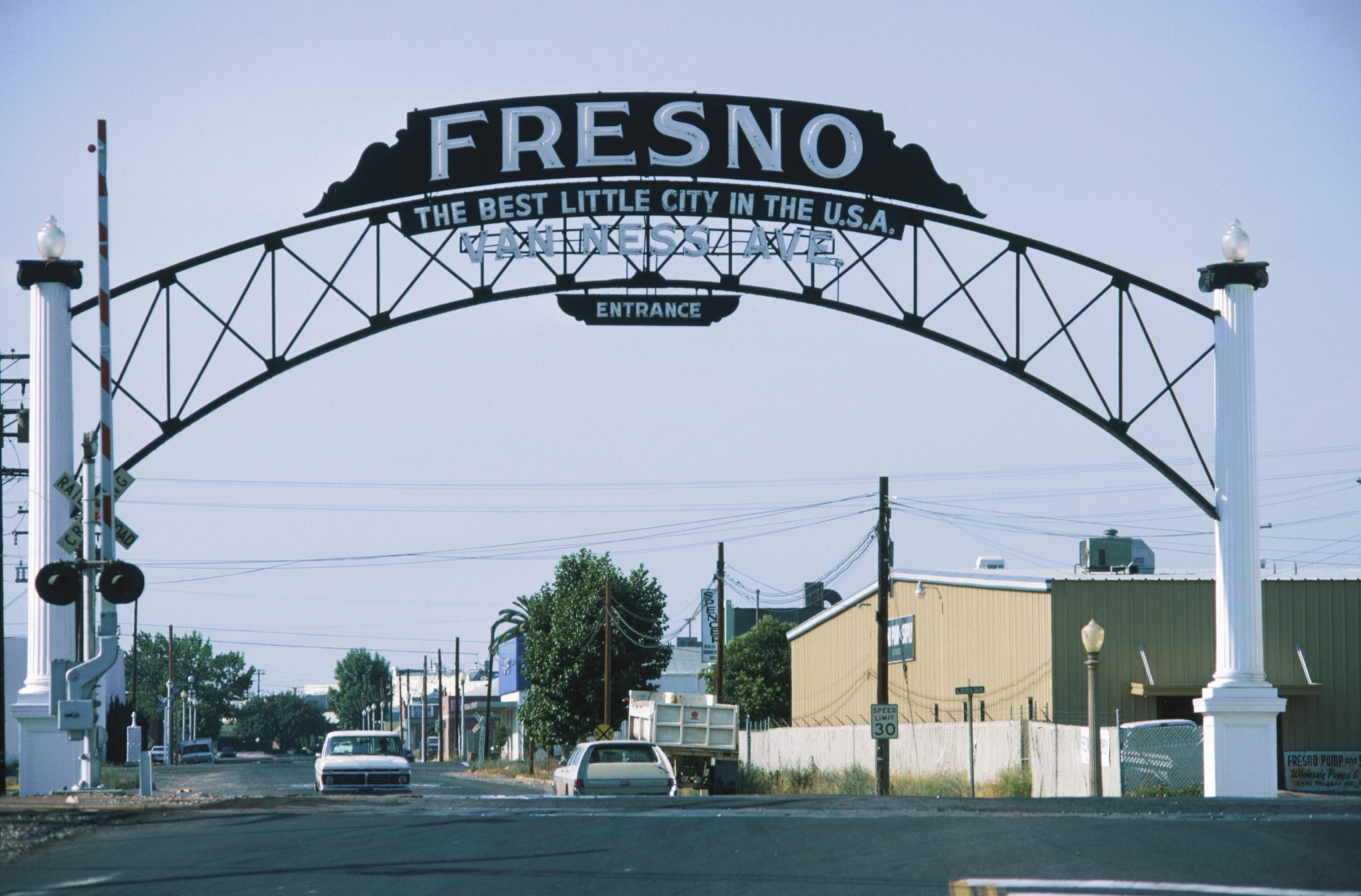 Unveiling the Mystery of the Fresno Nightcrawler - Discovery UK